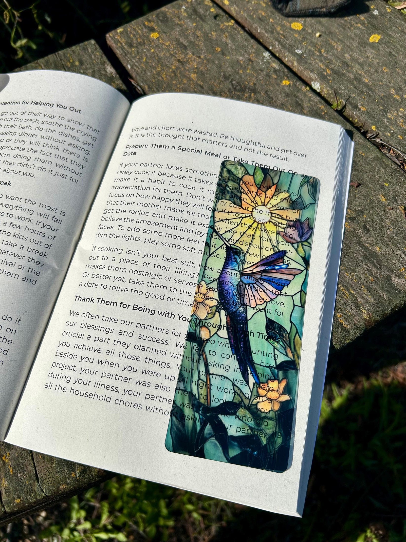 Hummingbird Bookmark - Elegant and Colorful Bird Design, Perfect for B ...